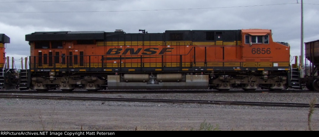 BNSF 6856